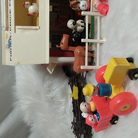 Fisher-Price | Toys | Fisher Price Family Farm Play Bundle 69 79 ...